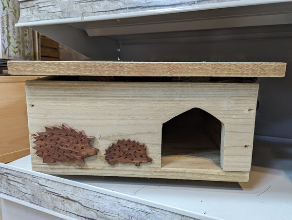 Wood Tec Hedgehog House – Kent Wildlife Trust